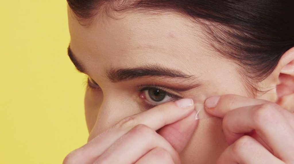 How to: Cateye Cut Crease Eyeshadow | Superdrug