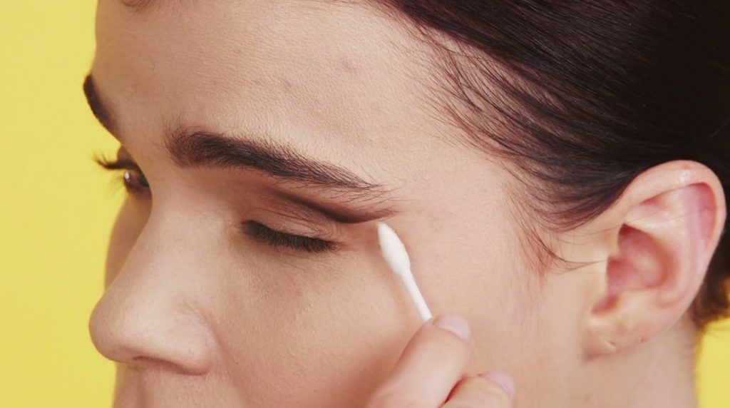 How to: Cateye Cut Crease Eyeshadow | Superdrug