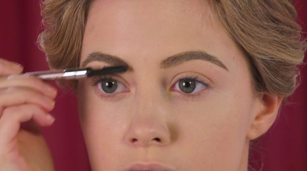 How to: Modern 1920 Flapper Makeup | Superdrug