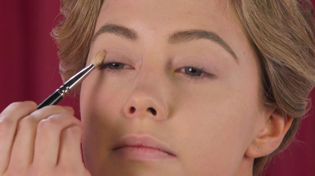 How to: Modern 1920 Flapper Makeup | Superdrug