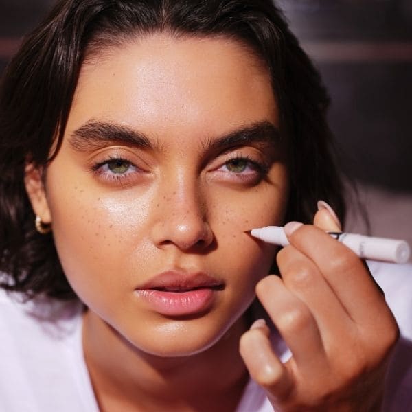 utan Pen Freckle & Lip overliner 2g | Skin | Superdrug