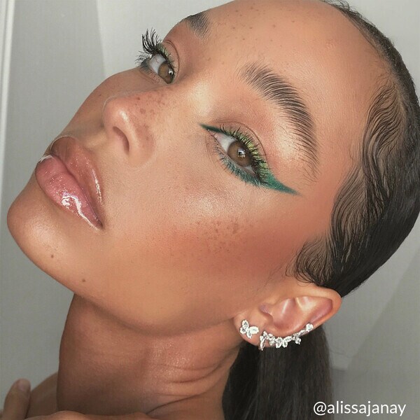 Bh Weekend Vibes Avocado Toast - 16 Color Shadow Palette | Make Up ...